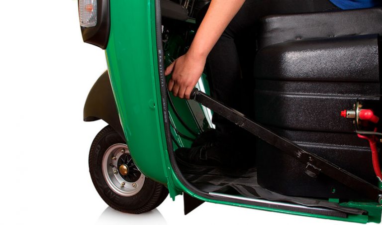 Aprende a manejar un motocarro en 5 pasos - ATUL México Aprende a manejar un motocarro en 5 pasos - ATUL México
